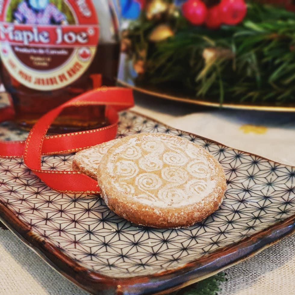 Christmas Maple Syrup Cookies – The Chef Cat